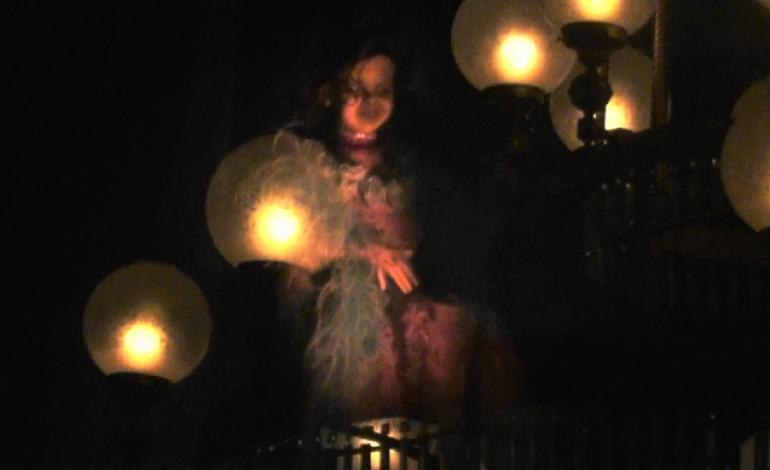 Mirrors: Portals to the other side ? - News Article - Supernatural Magazine